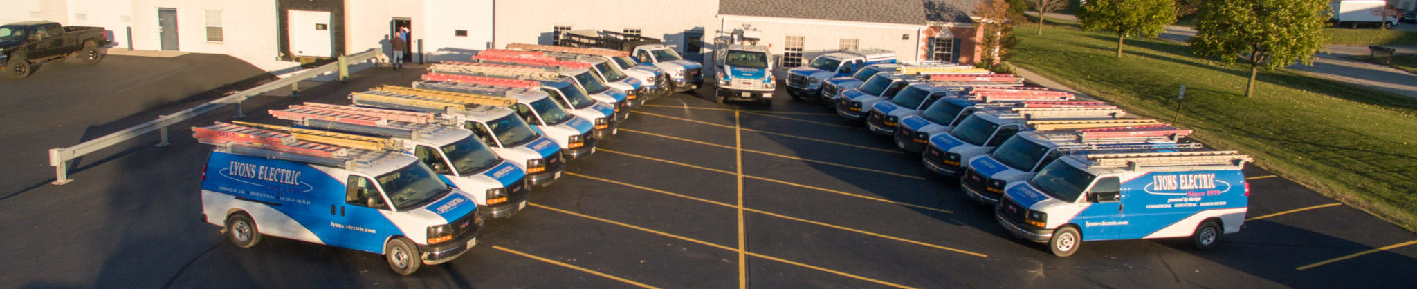 Commercial Electricians | Electrical Contractors | Lyons Electric